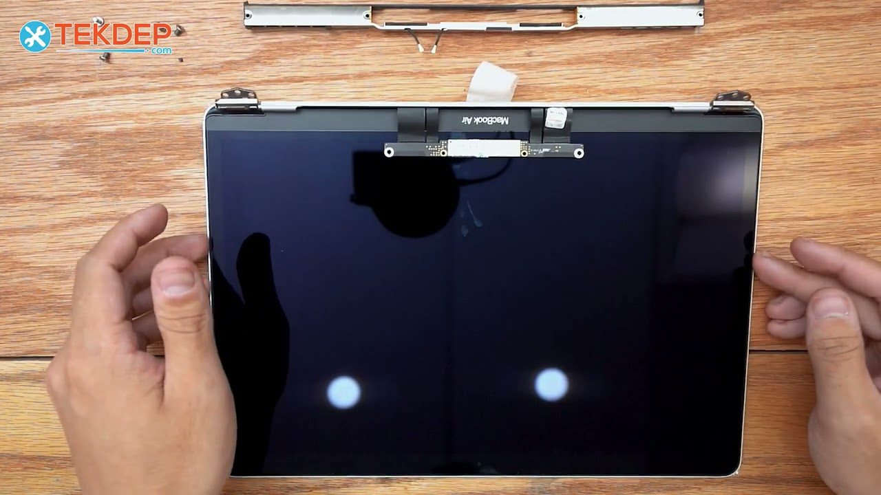 How to Replace the LCD Assembly on a MacBook Air A1932 2018–19