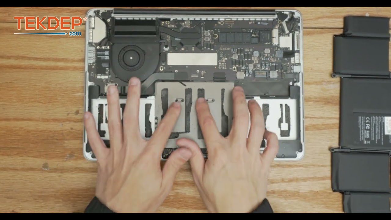 MacBook Pro 13" A1502 Battery Replacement Guide 2015 Model