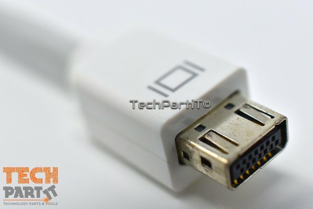 M8639G/A Apple Mini-VGA (Male) to VGA Female Monitor Adapter